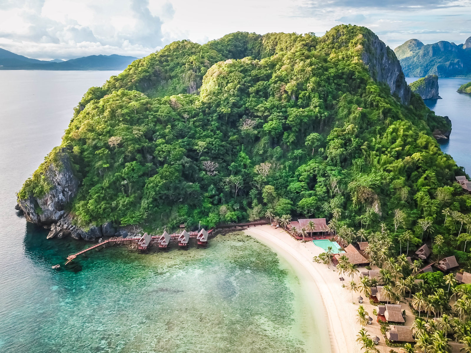 Luxury Resorts In El Nido Alexis Jetsets Cauayan Island Resort